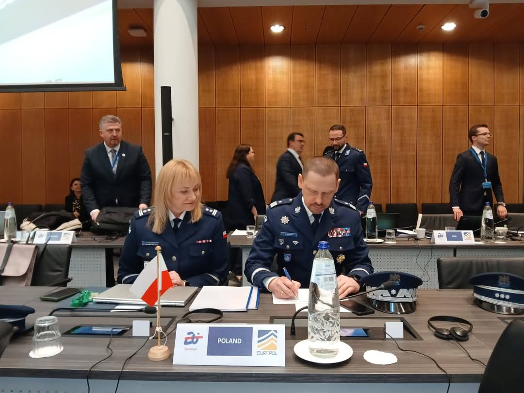 Visit of the Commander-in-Chief to Europol - About Polish Police ...